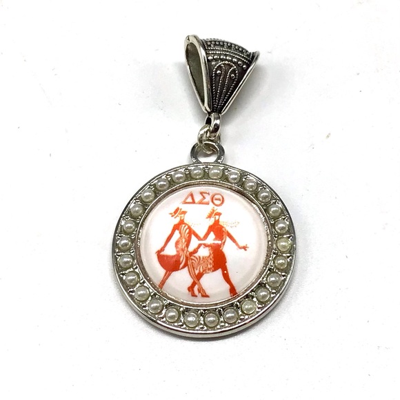 Handmade | Jewelry | Delta Sigma Theta Pendant | Poshmark